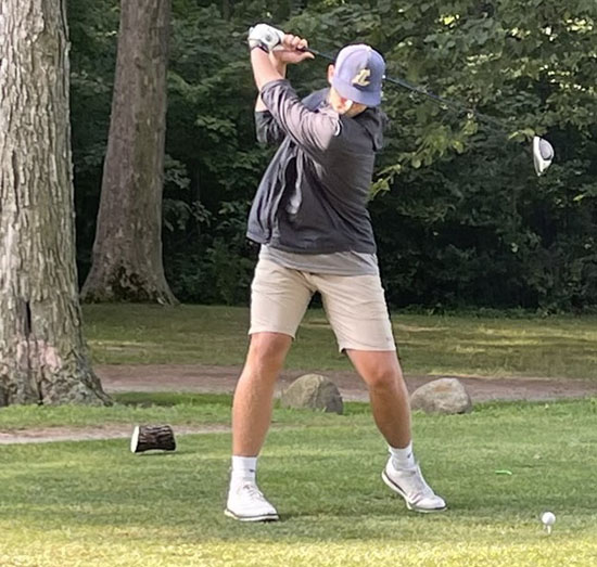 Lancer golfers compete… « The VW independent
