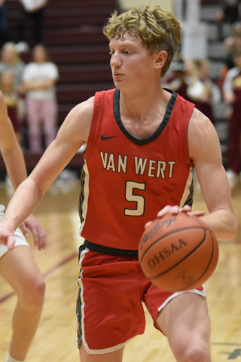 Cougars notch first win of the season « The VW independent